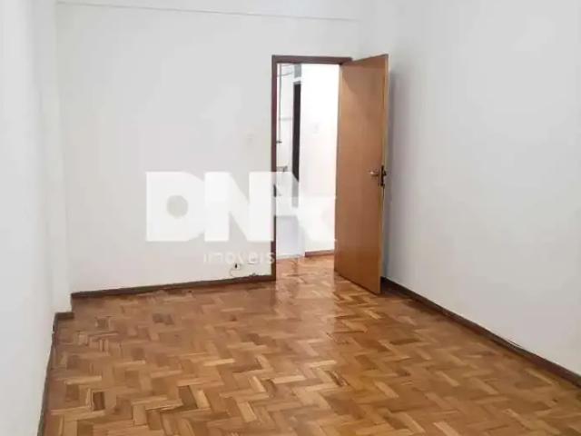 Apartamento para Venda em Rio de Janeiro/RJ Copacabana 2 Quartos