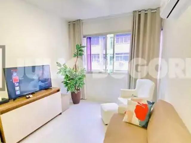 Apartamento para Venda em Rio de Janeiro/RJ Copacabana 2 Quartos