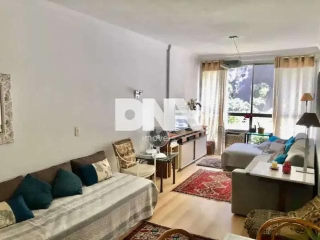 Apartamento para Venda em Rio de Janeiro/RJ Copacabana 2 Quartos