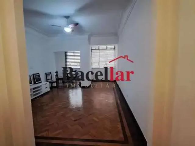 Apartamento para Venda em Rio de Janeiro/RJ Copacabana 2 Quartos