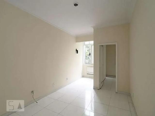 Apartamento para Venda em Rio de Janeiro/RJ Copacabana 2 Quartos