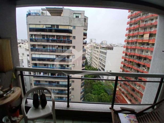Apartamento para Venda em Rio de Janeiro/RJ Copacabana 2 Quartos