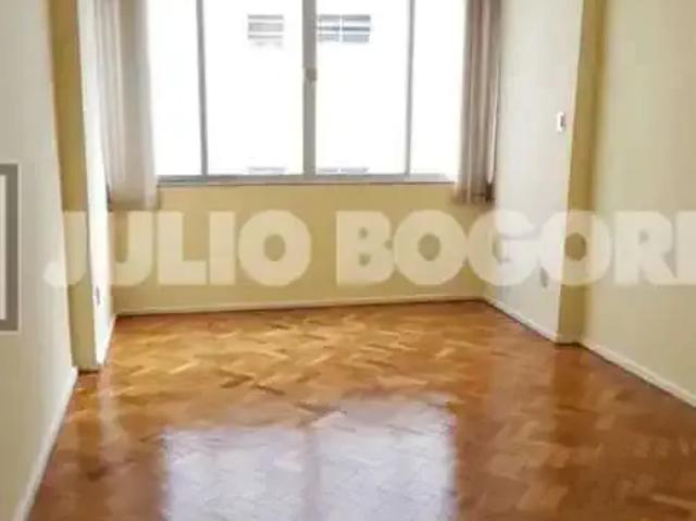 Apartamento para Venda em Rio de Janeiro/RJ Copacabana 2 Quartos