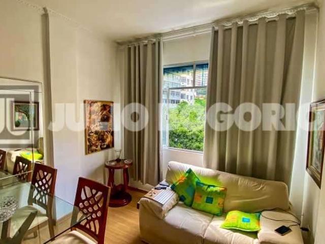 Apartamento para Venda em Rio de Janeiro/RJ Copacabana 2 Quartos