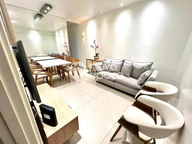Apartamento para Venda em Rio de Janeiro/RJ Copacabana 2 Quartos