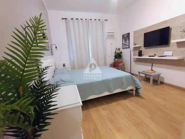 Apartamento para Venda em Rio de Janeiro/RJ Copacabana