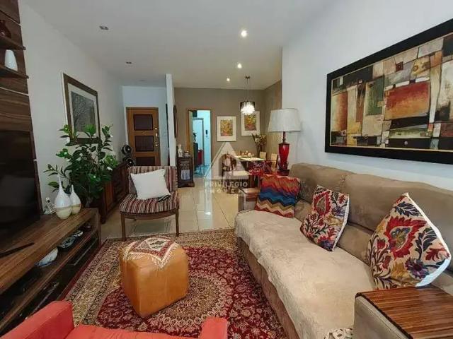 Apartamento para Venda em Rio de Janeiro/RJ Copacabana 3 Quartos