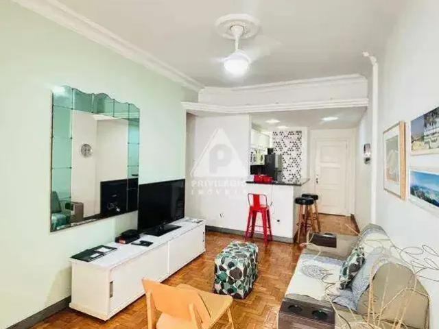Apartamento para Venda em Rio de Janeiro/RJ Copacabana 3 Quartos
