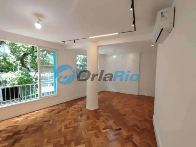 Apartamento para Venda em Rio de Janeiro/RJ Copacabana 3 Quartos