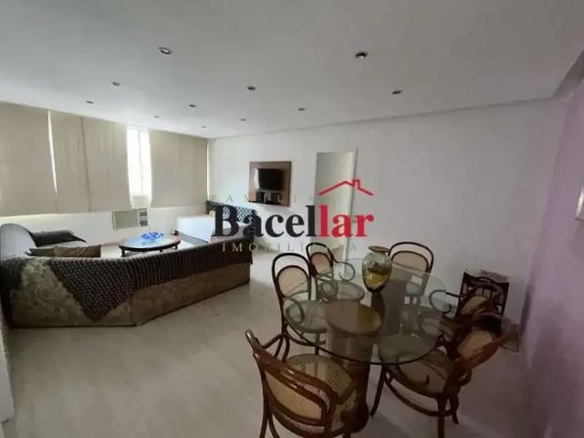 Apartamento para Venda em Rio de Janeiro/RJ Copacabana 3 Quartos