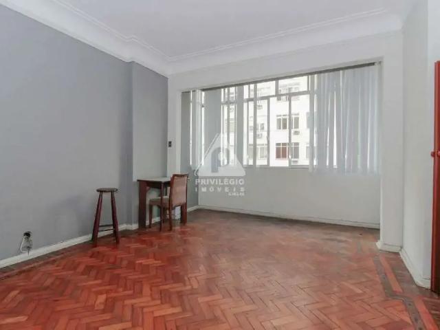 Apartamento para Venda em Rio de Janeiro/RJ Copacabana 3 Quartos