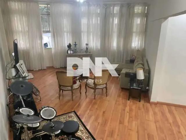 Apartamento para Venda em Rio de Janeiro/RJ Copacabana 3 Quartos