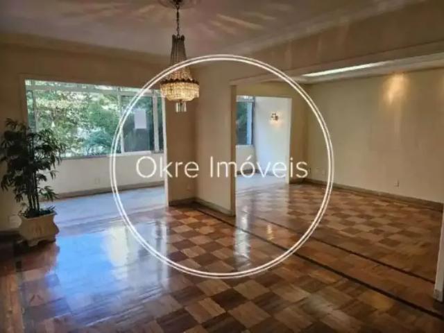 Apartamento para Venda em Rio de Janeiro/RJ Copacabana 3 Quartos