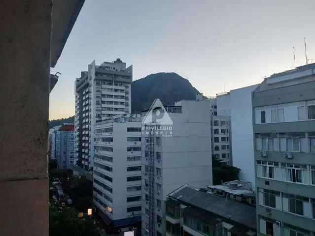 Apartamento para Venda em Rio de Janeiro/RJ Copacabana 3 Quartos