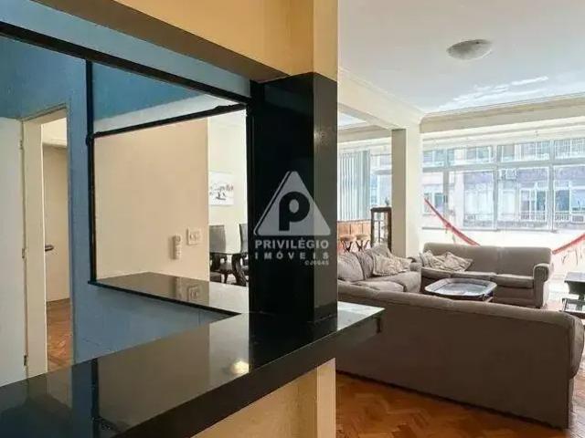 Apartamento para Venda em Rio de Janeiro/RJ Copacabana 3 Quartos