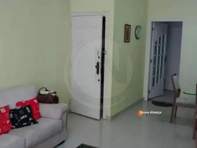 Apartamento para Venda em Rio de Janeiro/RJ Copacabana 3 Quartos