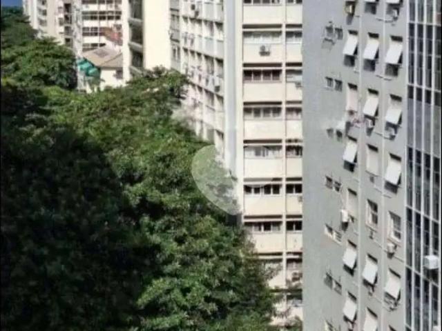 Apartamento para Venda em Rio de Janeiro/RJ Copacabana 3 Quartos