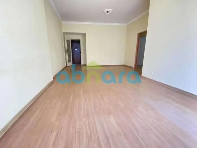Apartamento para Venda em Rio de Janeiro/RJ Copacabana 3 Quartos