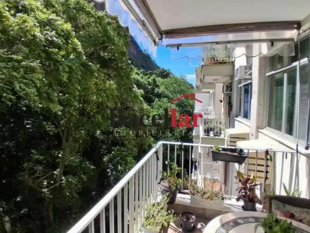 Apartamento para Venda em Rio de Janeiro/RJ Copacabana 3 Quartos