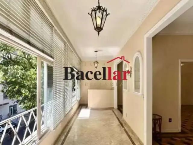 Apartamento para Venda em Rio de Janeiro/RJ Copacabana 3 Quartos