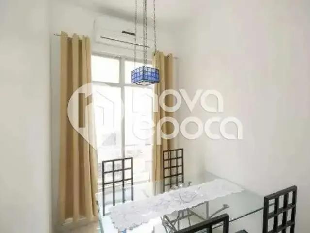 Apartamento para Venda em Rio de Janeiro/RJ Copacabana 3 Quartos