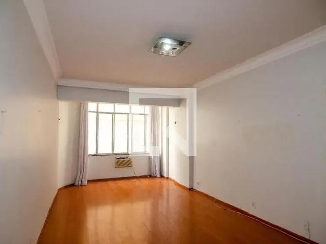 Apartamento para Venda em Rio de Janeiro/RJ Copacabana 3 Quartos