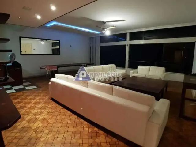 Apartamento para Venda em Rio de Janeiro/RJ Copacabana 3 Quartos