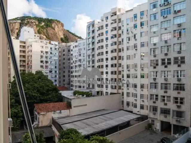 Apartamento para Venda em Rio de Janeiro/RJ Copacabana 3 Quartos