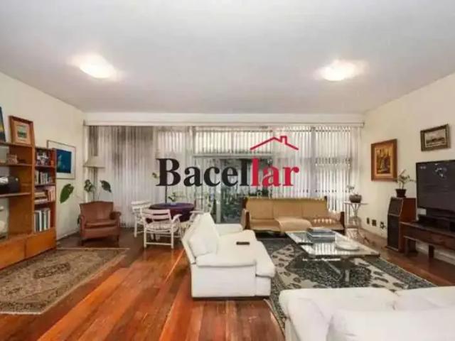 Apartamento para Venda em Rio de Janeiro/RJ Copacabana 3 Quartos