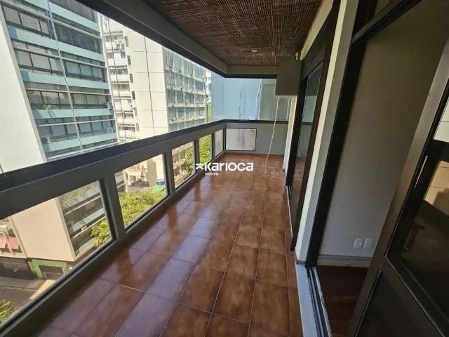 Apartamento para Venda em Rio de Janeiro/RJ Copacabana 3 Quartos