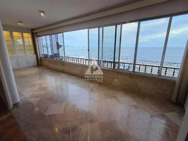 Apartamento para Venda em Rio de Janeiro/RJ Copacabana 3 Quartos