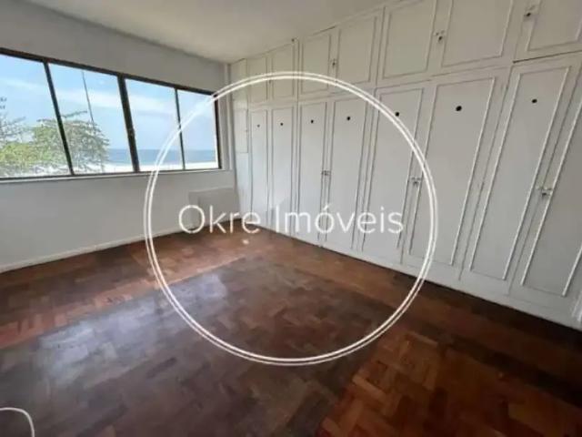 Apartamento para Venda em Rio de Janeiro/RJ Copacabana 3 Quartos