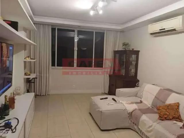 Apartamento para Venda em Rio de Janeiro/RJ Copacabana 3 Quartos