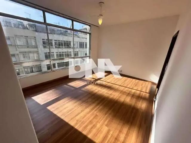 Apartamento para Venda em Rio de Janeiro/RJ Copacabana 3 Quartos