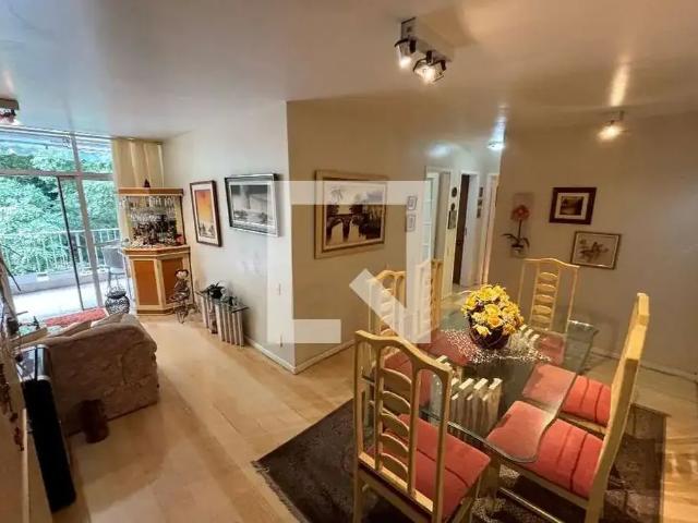 Apartamento para Venda em Rio de Janeiro/RJ Copacabana 3 Quartos