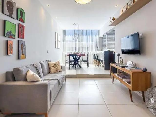 Apartamento para Venda em Rio de Janeiro/RJ Copacabana 3 Quartos