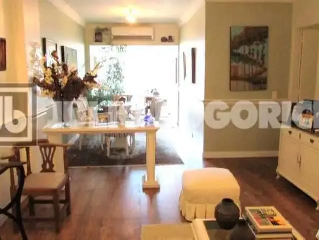 Apartamento para Venda em Rio de Janeiro/RJ Copacabana 3 Quartos