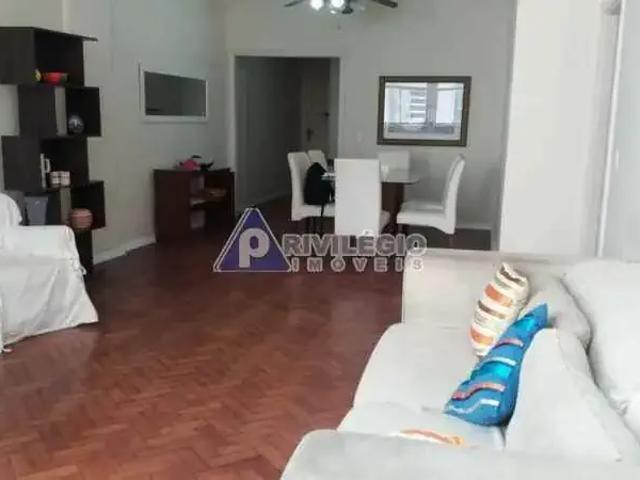 Apartamento para Venda em Rio de Janeiro/RJ Copacabana 3 Quartos