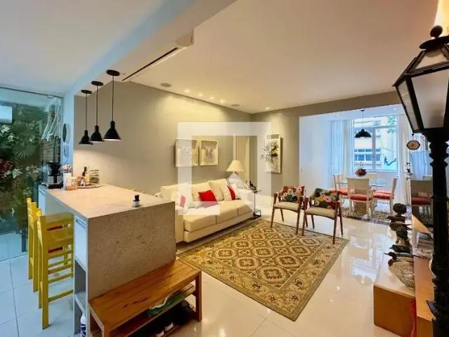 Apartamento para Venda em Rio de Janeiro/RJ Copacabana 3 Quartos