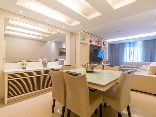 Apartamento para Venda em Rio de Janeiro/RJ Copacabana 3 Quartos