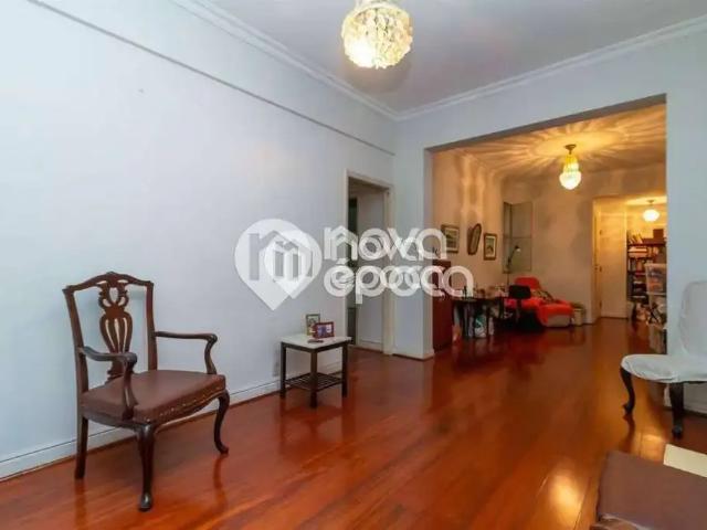 Apartamento para Venda em Rio de Janeiro/RJ Copacabana 3 Quartos