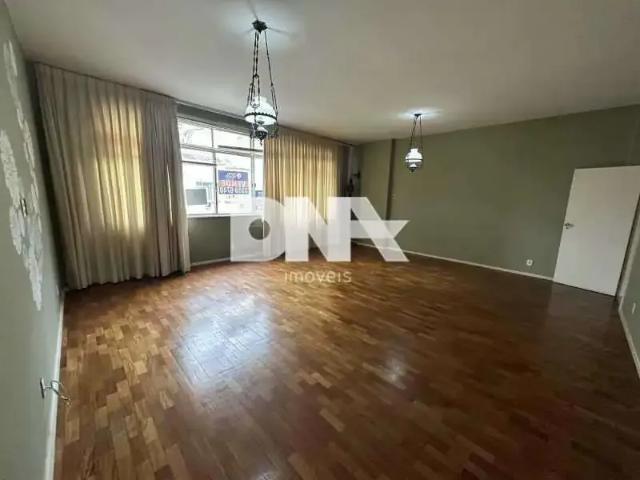 Apartamento para Venda em Rio de Janeiro/RJ Copacabana 3 Quartos