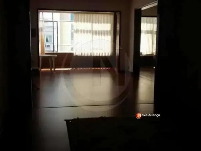 Apartamento para Venda em Rio de Janeiro/RJ Copacabana 3 Quartos