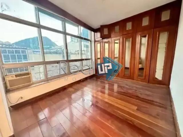 Apartamento para Venda em Rio de Janeiro/RJ Copacabana 3 Quartos