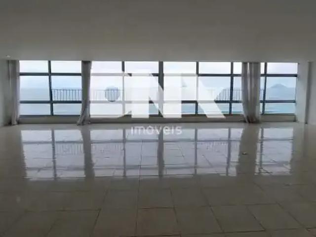 Apartamento para Venda em Rio de Janeiro/RJ Copacabana 3 Quartos