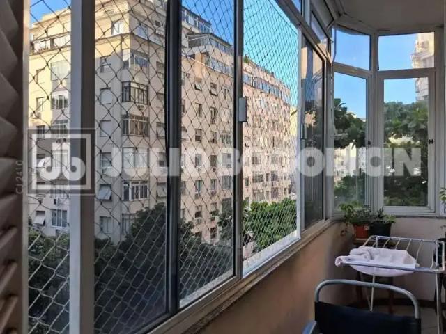 Apartamento para Venda em Rio de Janeiro/RJ Copacabana 3 Quartos