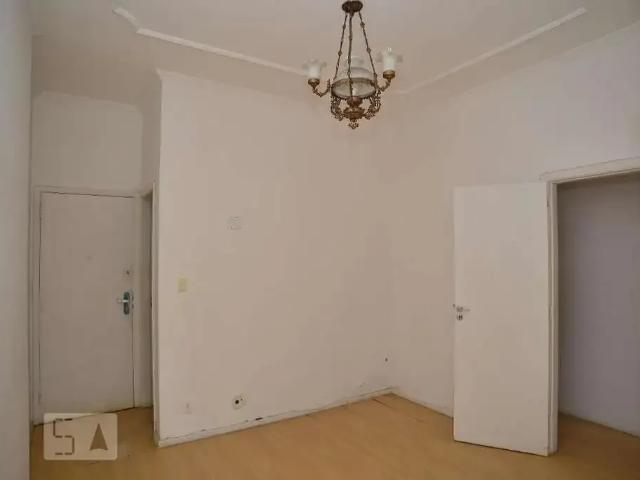 Apartamento para Venda em Rio de Janeiro/RJ Copacabana 3 Quartos