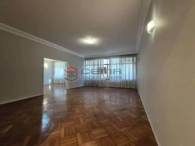 Apartamento para Venda em Rio de Janeiro/RJ Copacabana 3 Quartos