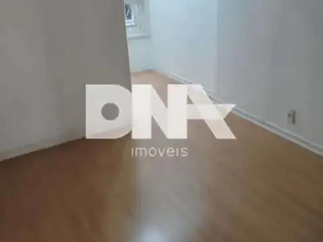 Apartamento para Venda em Rio de Janeiro/RJ Copacabana 3 Quartos