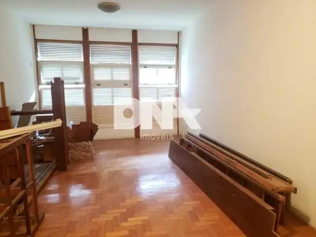 Apartamento para Venda em Rio de Janeiro/RJ Copacabana 3 Quartos